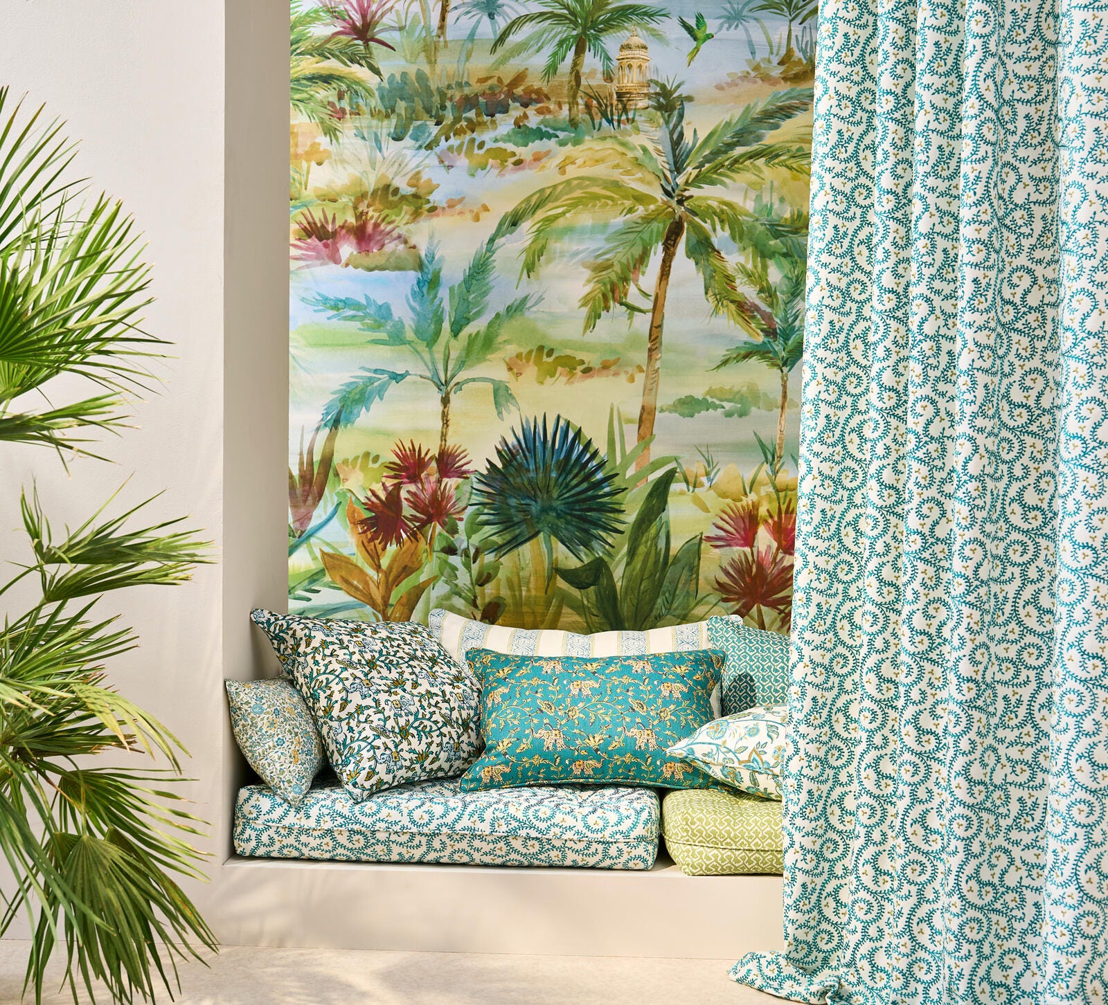 Clarke & Clarke Buta Embroidery F1809 /02 | James Dunlop Textiles