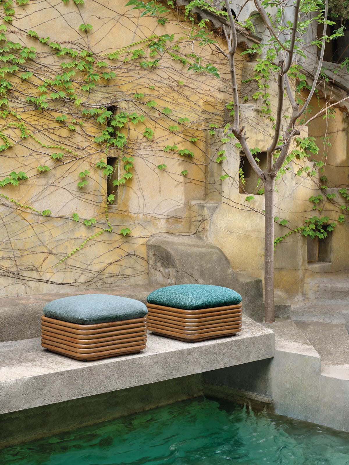 Zinc Corniche Outdoor Z777 Foam/02 | James Dunlop Textiles