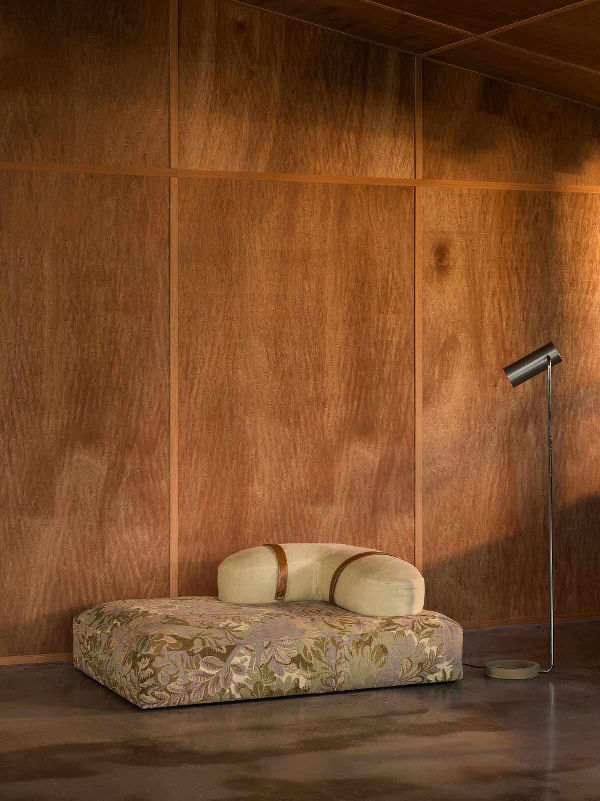 Designs Of The Time Lobos YP24001 | James Dunlop Textiles
